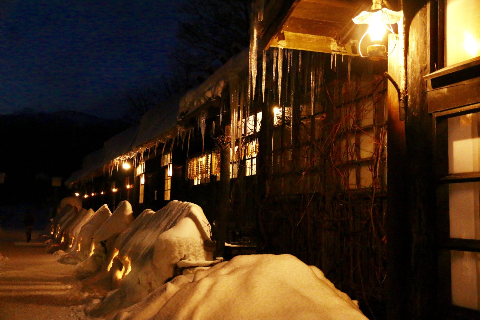 16 Best Onsen Spots in Japan | Hot Springs picked by a Local!